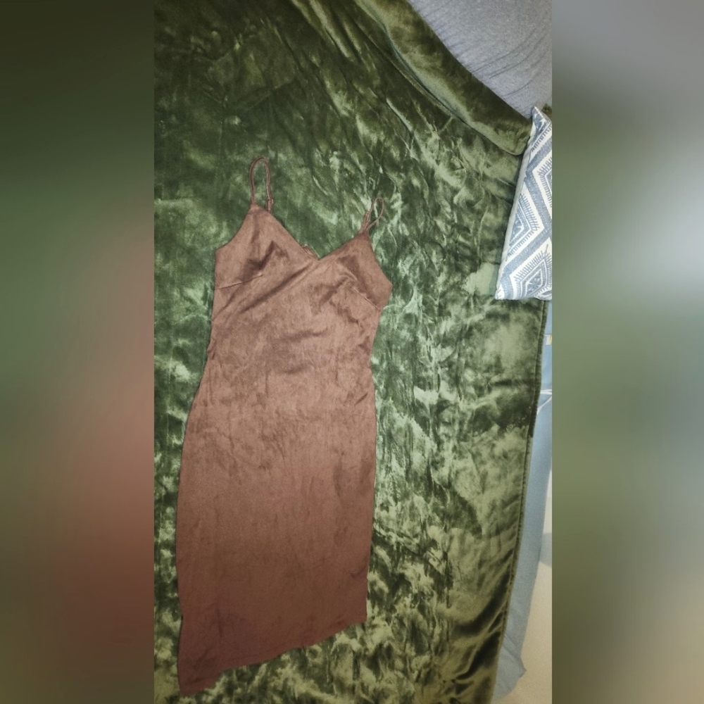 Velvety Brown Curve Hugging Dress - Gem